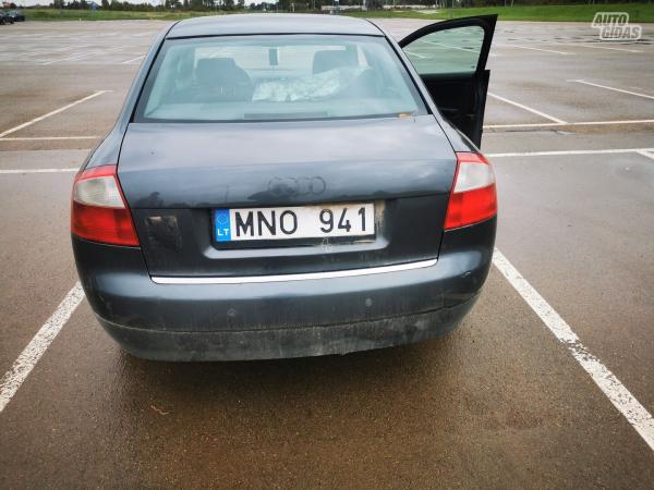 Audi A4 2004 in Ukmerge on AUTOMOTO.COM.LV Audi A4 2004 in Ukmerge, with an engine capacity of 1.90 L and mileage of 280 thousand km for 1400 €, photo 6 on AUTOMOTO.COM.LV