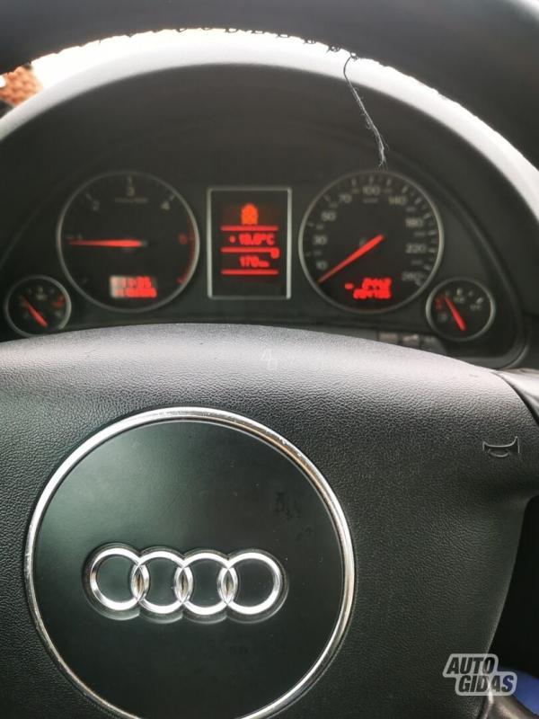 Audi A4 2004 in Ukmerge on AUTOMOTO.COM.LV Audi A4 2004 in Ukmerge, with an engine capacity of 1.90 L and mileage of 280 thousand km for 1400 €, photo 8 on AUTOMOTO.COM.LV
