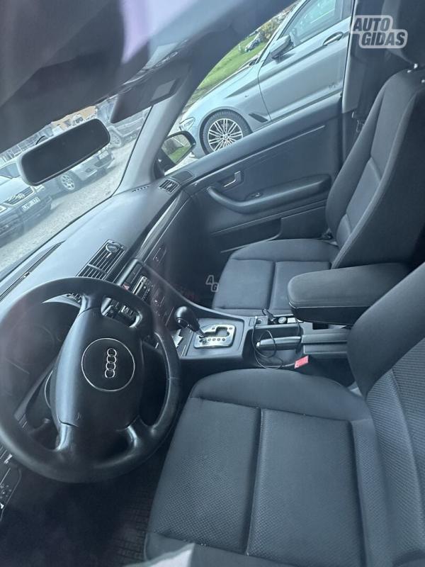 Audi A4 2004 Panevēža vietnē Audi A4 2004 Panevēža, ar dzinēja tilpumu 1.90 L un nobraukumu 289 tūkst. km par 1500 €, foto 4 vietnē AUTOMOTO.COM.LV