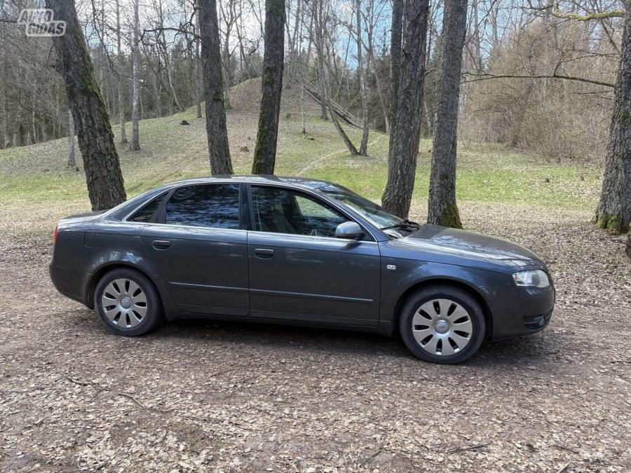Audi A4 2005 Kauņa, ar dzinēja tilpumu 2.00 L un nobraukumu 291 tūkst. km par 2500 €, foto 6 vietnē AUTOMOTO.COM.LV