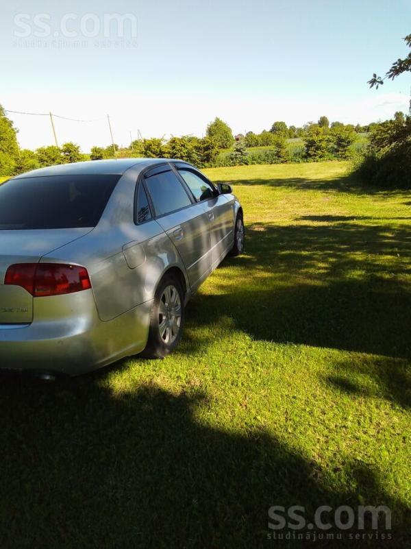 Audi A4 2005 Rīga, ar dzinēja tilpumu 2.50 L un nobraukumu 300 tūkst. km par 2650 €, foto 3 vietnē AUTOMOTO.COM.LV