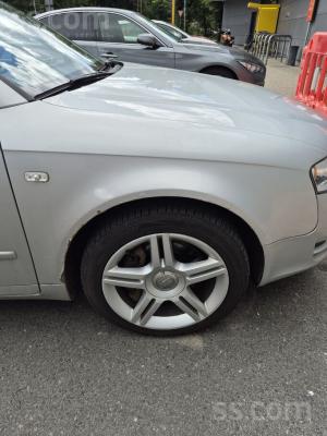 Audi A4 2005 Rīga, ar dzinēja tilpumu 3.00 L un nobraukumu 240 tūkst. km par 5000 €, foto 10 vietnē AUTOMOTO.COM.LV