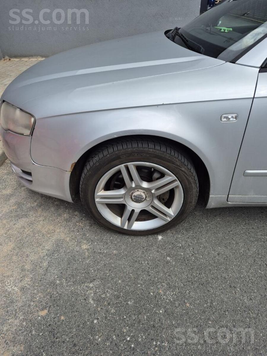 Audi A4 2005 Rīga, ar dzinēja tilpumu 3.00 L un nobraukumu 240 tūkst. km par 5000 €, foto 11 vietnē AUTOMOTO.COM.LV
