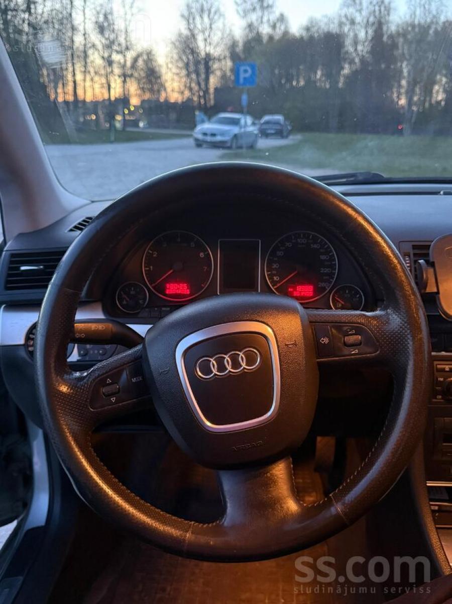 Audi A4 2005 in Riga, with an engine capacity of 2.00 L and mileage of 352 thousand km for 1995 €, photo 9 on AUTOMOTO.COM.LV