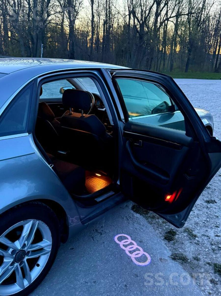Audi A4 2005 in Riga, with an engine capacity of 2.00 L and mileage of 352 thousand km for 1995 €, photo 11 on AUTOMOTO.COM.LV
