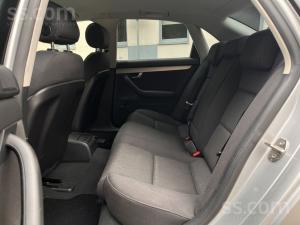 Audi A4 2005 Jelgava, ar dzinēja tilpumu 2.00 L un nobraukumu 332 tūkst. km par 2790 €, foto 9 vietnē AUTOMOTO.COM.LV