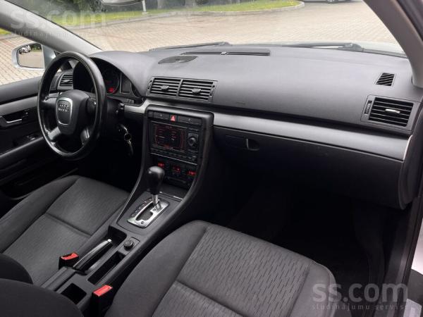 Audi A4 2005 Jelgava, ar dzinēja tilpumu 2.00 L un nobraukumu 332 tūkst. km par 2790 €, foto 10 vietnē AUTOMOTO.COM.LV