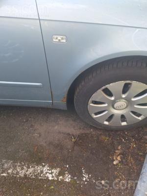 Audi A4 2005 in Riga, with an engine capacity of 2.00 L and mileage of 300 thousand km for 2600 €, photo 8 on AUTOMOTO.COM.LV