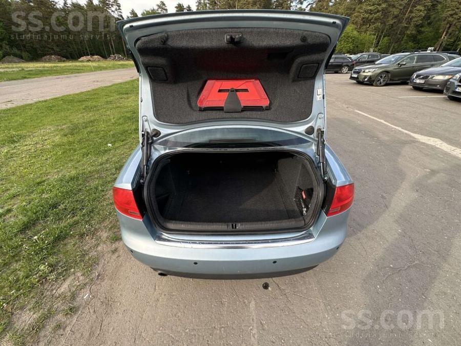 Audi A4 2005 in Riga, with an engine capacity of 2.00 L and mileage of 253 thousand km for 3500 €, photo 5 on AUTOMOTO.COM.LV