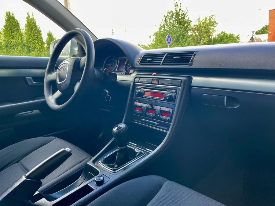 Audi A4 2005 in Kaunas, with an engine capacity of 2.00 L and mileage of 245 thousand km for 2490 €, photo 9 on AUTOMOTO.COM.LV