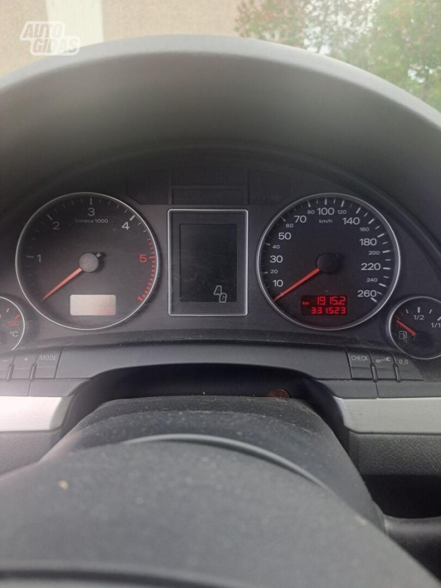 Audi A4 2005 Viļņa, ar dzinēja tilpumu 2.50 L un nobraukumu 332 tūkst. km par 1400 €, foto 1 vietnē AUTOMOTO.COM.LV