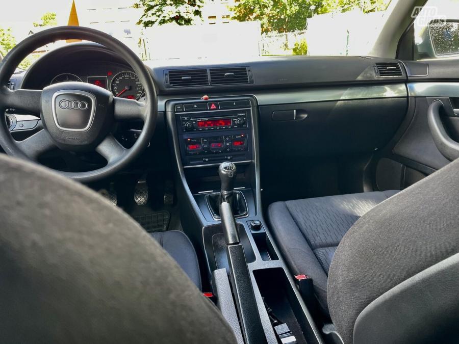 Audi A4 2005 Kauņa, ar dzinēja tilpumu 2.00 L un nobraukumu 246 tūkst. km par 2400 €, foto 20 vietnē AUTOMOTO.COM.LV