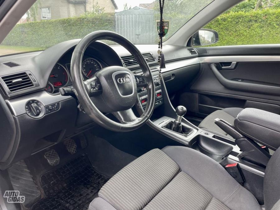 Audi A4 2005 in Kaunas, with an engine capacity of 2.00 L and mileage of 326 thousand km for 2450 €, photo 8 on AUTOMOTO.COM.LV