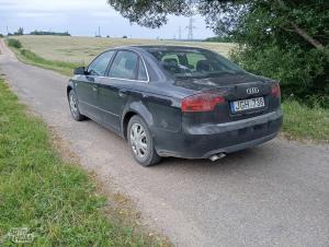 Audi A4 2005 Viļņa, ar dzinēja tilpumu 2.00 L un nobraukumu 0 tūkst. km par 1400 €, foto 5 vietnē AUTOMOTO.COM.LV