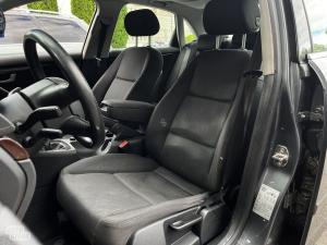 Audi A4 2005 in Alytus, with an engine capacity of 1.90 L and mileage of 392 thousand km for 2400 €, photo 10 on AUTOMOTO.COM.LV