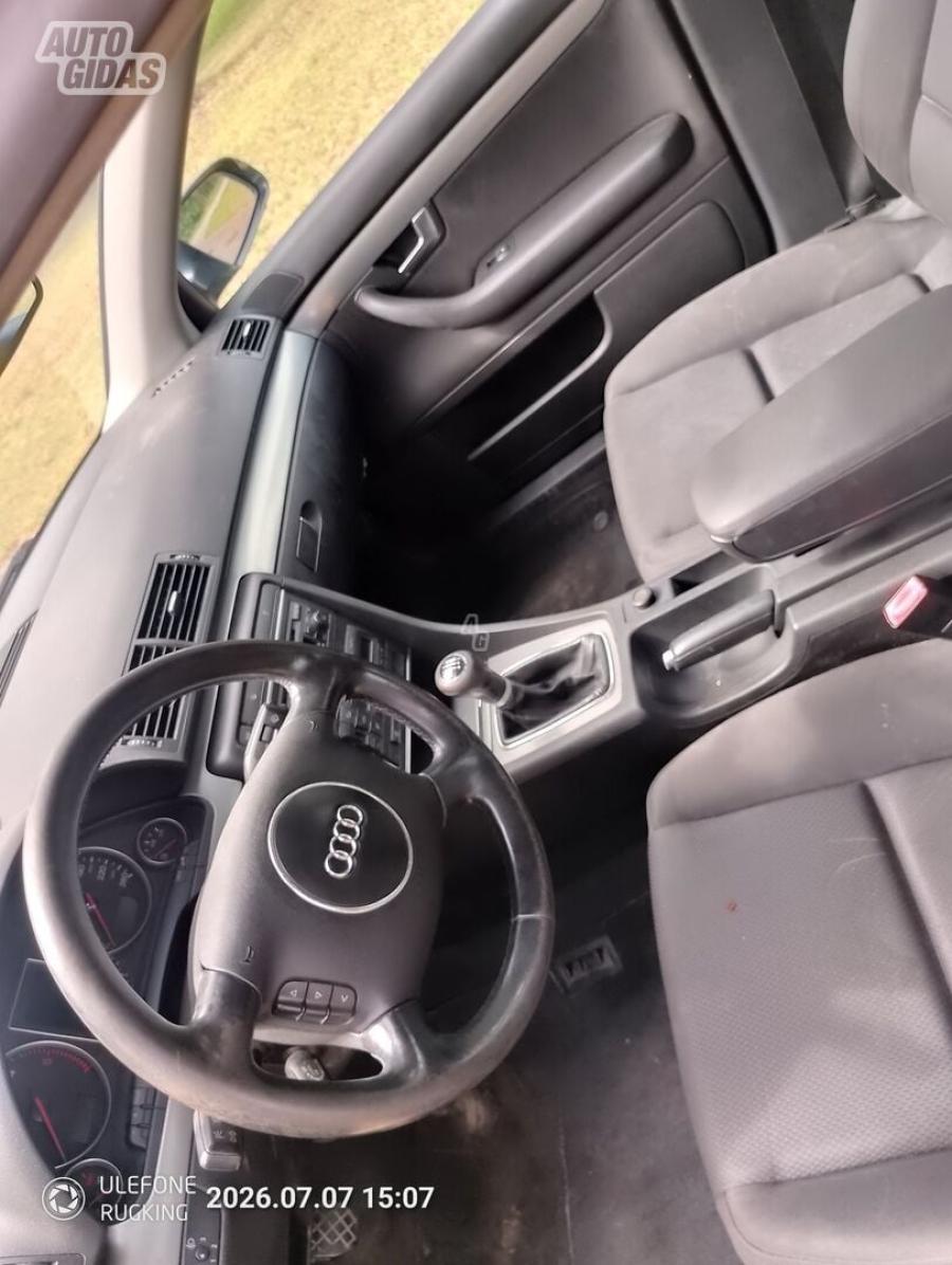Audi A4 2005 in Kaunas, with an engine capacity of 1.90 L and mileage of 368 thousand km for 950 €, photo 11 on AUTOMOTO.COM.LV