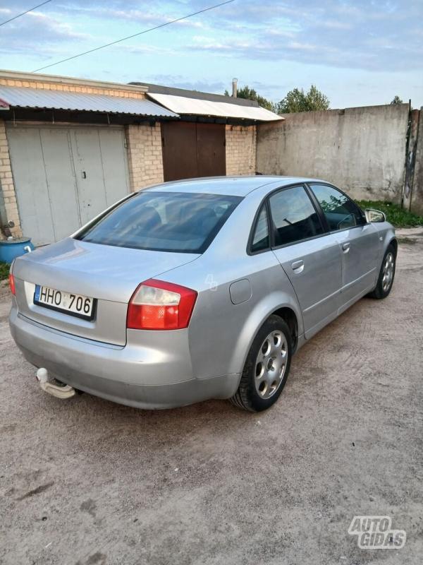 Ауди А4 2005 в Ионава, объемом двигателя 1.90 л и пробегом 300 тыс. км за 750 €, фото 4 на AUTOMOTO.COM.LV