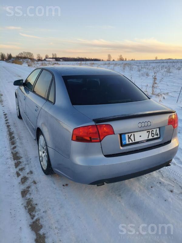 Audi A4 2006 in Valmiera, with an engine capacity of 3.00 L and mileage of 414 thousand km for 2600 €, photo 5 on AUTOMOTO.COM.LV