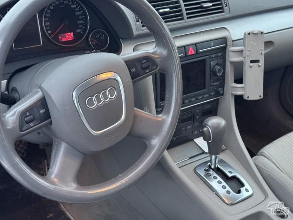 Audi A4 2006 in Siauliai, with an engine capacity of 2.00 L and mileage of 236 thousand km for 1550 €, photo 7 on AUTOMOTO.COM.LV