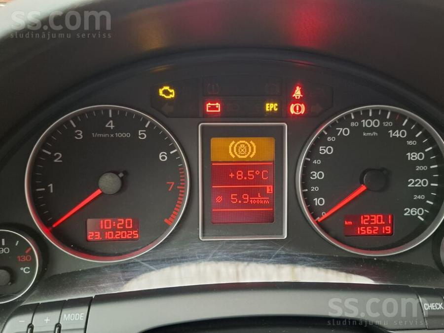Audi A4 2006 in Jelgava, with an engine capacity of 1.60 L and mileage of 158 thousand km for 4500 €, photo 9 on AUTOMOTO.COM.LV