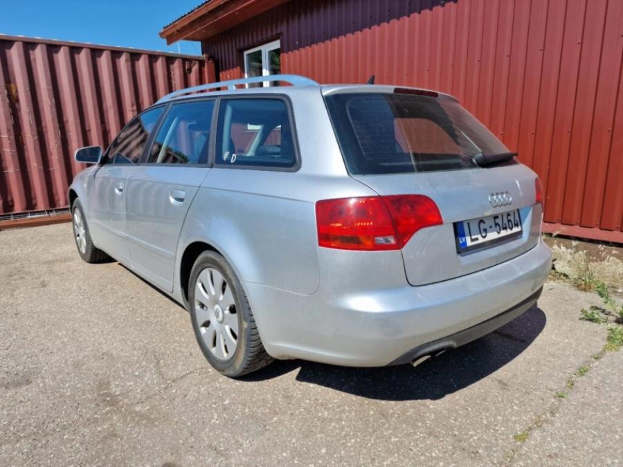 Audi A4 2006 Rīga, ar dzinēja tilpumu 2.00 L un nobraukumu 271 tūkst. km par 3450 €, foto 5 vietnē AUTOMOTO.COM.LV