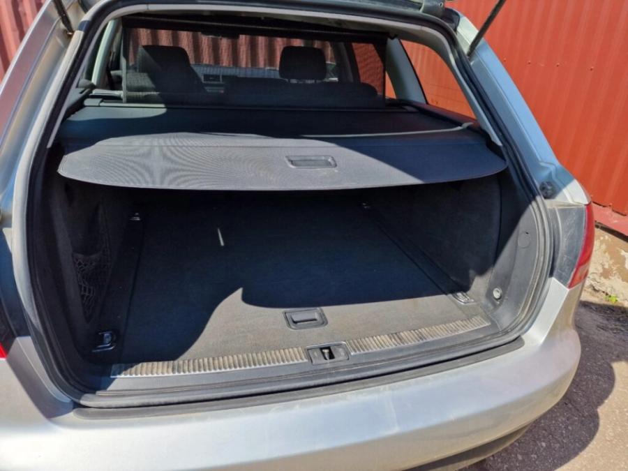 Audi A4 2006 Rīga, ar dzinēja tilpumu 2.00 L un nobraukumu 271 tūkst. km par 3450 €, foto 6 vietnē AUTOMOTO.COM.LV