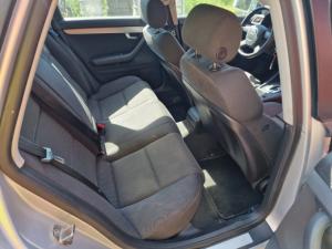 Audi A4 2006 Rīga, ar dzinēja tilpumu 2.00 L un nobraukumu 271 tūkst. km par 3450 €, foto 12 vietnē AUTOMOTO.COM.LV