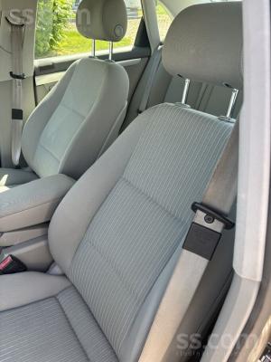 Audi A4 2006 in Jelgava, with an engine capacity of 1.80 L and mileage of 225 thousand km for 2500 €, photo 12 on AUTOMOTO.COM.LV