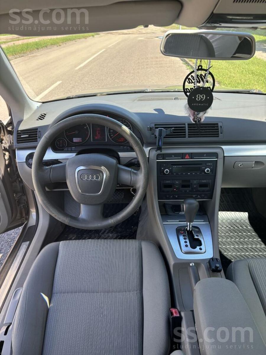Audi A4 2006 in Jelgava, with an engine capacity of 1.80 L and mileage of 225 thousand km for 2500 €, photo 13 on AUTOMOTO.COM.LV