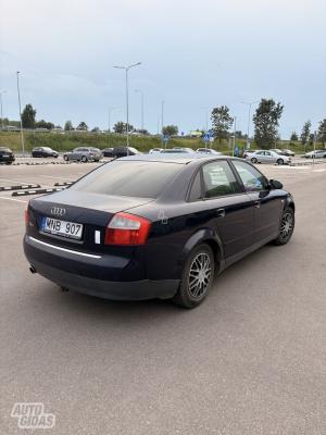 Audi A4 2006 Kauņa, ar dzinēja tilpumu 1.60 L un nobraukumu 300 tūkst. km par 500 €, foto 4 vietnē AUTOMOTO.COM.LV