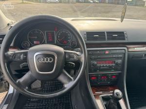 Audi A4 2006 in Vilnius, with an engine capacity of 2.00 L and mileage of 322 thousand km for 3550 €, photo 12 on AUTOMOTO.COM.LV