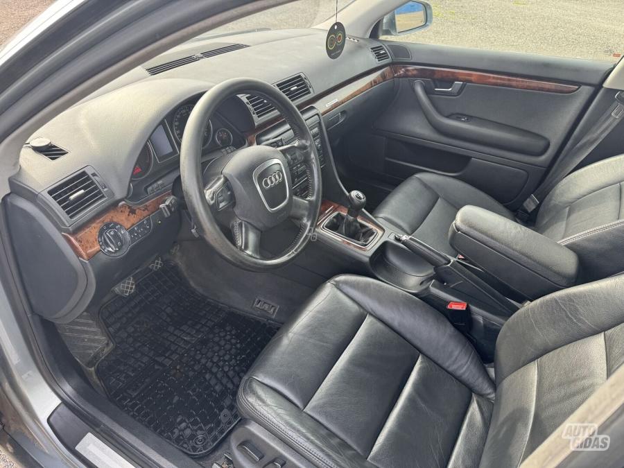 Audi A4 2006 in Vilnius, with an engine capacity of 2.00 L and mileage of 322 thousand km for 3550 €, photo 14 on AUTOMOTO.COM.LV