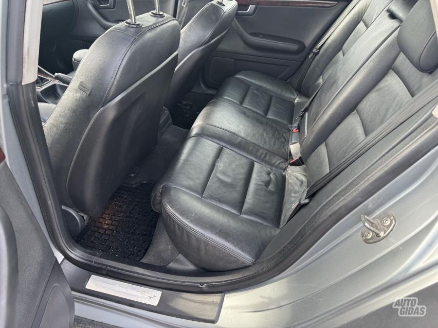 Audi A4 2006 in Vilnius, with an engine capacity of 2.00 L and mileage of 322 thousand km for 3550 €, photo 16 on AUTOMOTO.COM.LV
