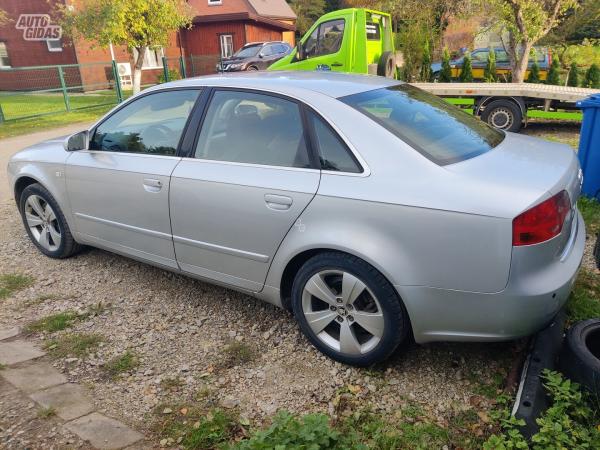 Audi A4 2006 Šauļi vietnē Audi A4 2006 Šauļi, ar dzinēja tilpumu 2.00 L un nobraukumu 0 tūkst. km par 1450 €, foto 6 vietnē AUTOMOTO.COM.LV