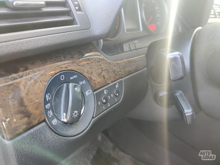 Audi A4 2006 in Siauliai, with an engine capacity of 2.00 L and mileage of 0 thousand km for 1450 €, photo 20 on AUTOMOTO.COM.LV