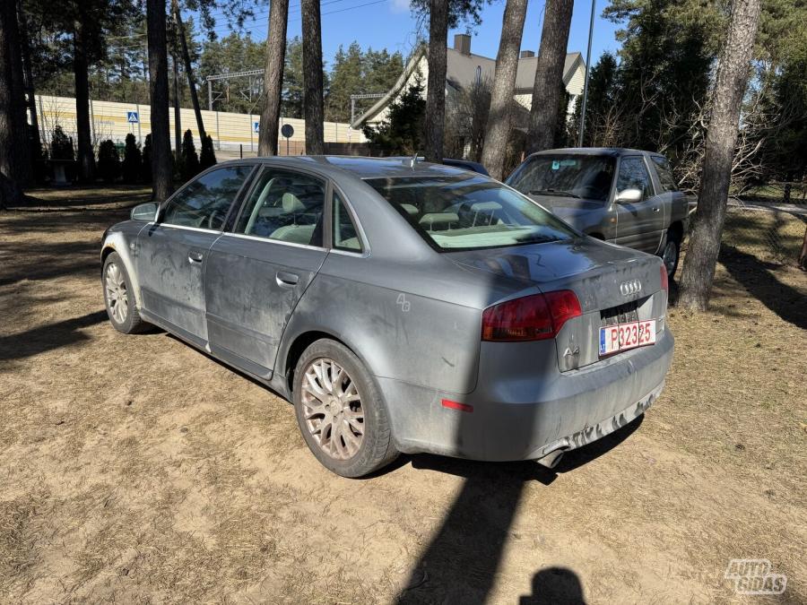 Audi A4 2007 in Vilnius, with an engine capacity of 2.00 L and mileage of 320 thousand km for 1000 €, photo 3 on AUTOMOTO.COM.LV