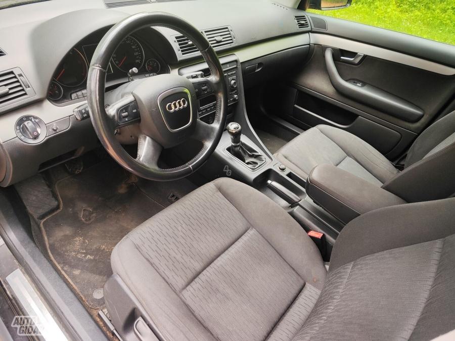 Audi A4 2007 Viļņa, ar dzinēja tilpumu 1.90 L un nobraukumu 339 tūkst. km par 1000 €, foto 7 vietnē AUTOMOTO.COM.LV