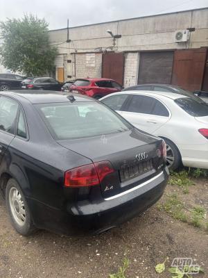 Audi A4 2007 in Vilnius, with an engine capacity of 2.00 L and mileage of 293 thousand km for 800 €, photo 4 on AUTOMOTO.COM.LV