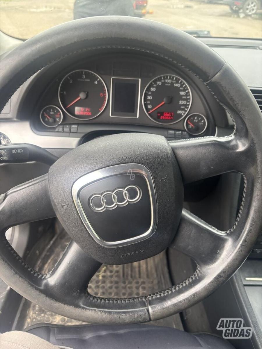 Audi A4 2007 Viļņa, ar dzinēja tilpumu 2.00 L un nobraukumu 293 tūkst. km par 600 €, foto 5 vietnē AUTOMOTO.COM.LV