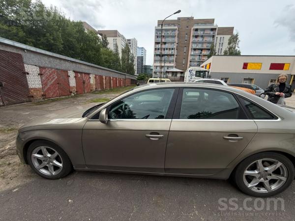 Audi A4 2007 in Riga, with an engine capacity of 8.00 L and mileage of 283 thousand km for 4500 €, photo 4 on AUTOMOTO.COM.LV