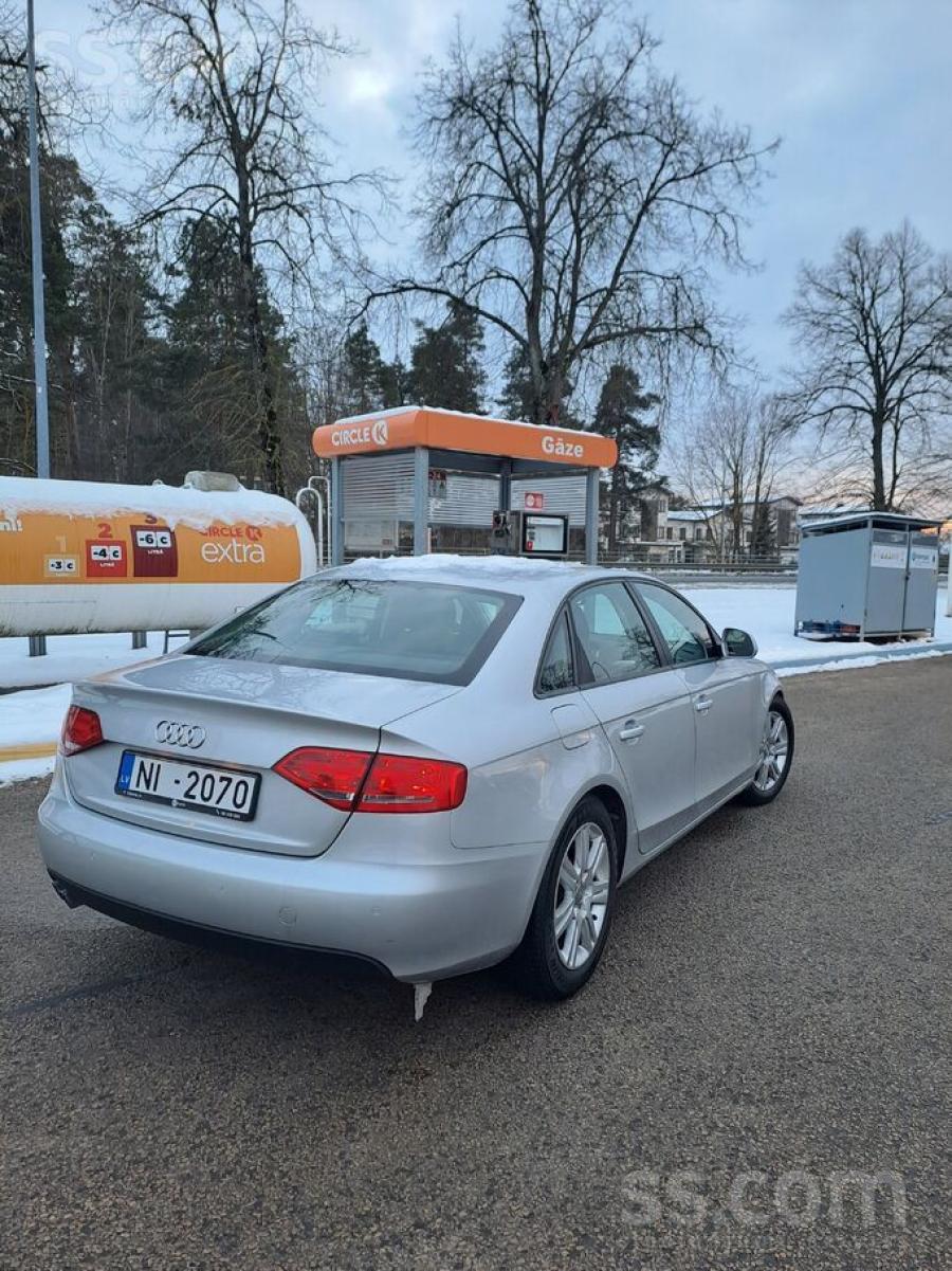 Audi A4 2008 Rīga, ar dzinēja tilpumu 2.00 L un nobraukumu 263 tūkst. km par 4300 €, foto 3 vietnē AUTOMOTO.COM.LV