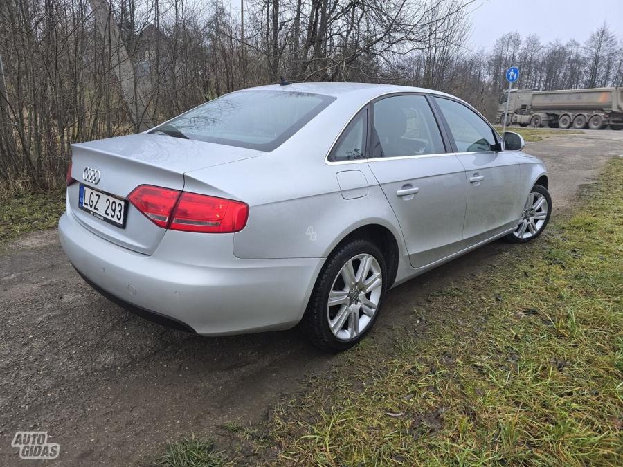 Audi A4 2008 in Ignalina, with an engine capacity of 2.00 L and mileage of 330 thousand km for 3650 €, photo 9 on AUTOMOTO.COM.LV
