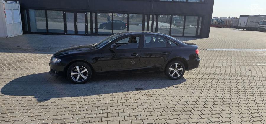 Audi A4 2008 Kauņa, ar dzinēja tilpumu 2.00 L un nobraukumu 322 tūkst. km par 3750 €, foto 1 vietnē AUTOMOTO.COM.LV