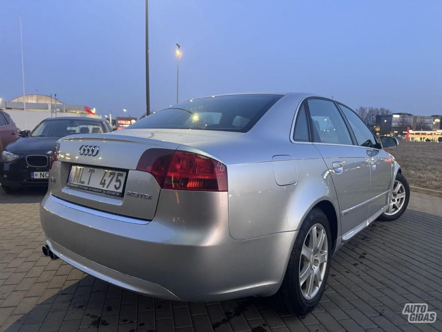 Audi A4 2008 Kauņa, ar dzinēja tilpumu 2.00 L un nobraukumu 350 tūkst. km par 2899 €, foto 4 vietnē AUTOMOTO.COM.LV