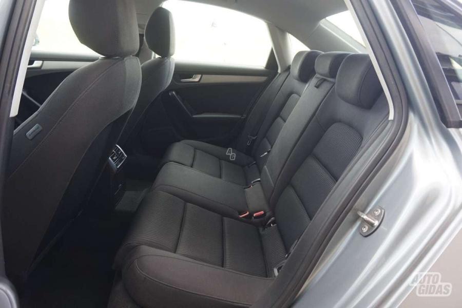 Audi A4 2008 Kėdainiai, ar dzinēja tilpumu 2.00 L un nobraukumu 213 tūkst. km par 5650 €, foto 15 vietnē AUTOMOTO.COM.LV