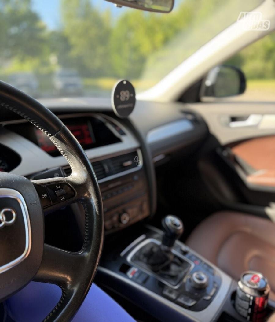 Audi A4 2008 in Silute, with an engine capacity of 2.00 L and mileage of 301 thousand km for 4200 €, photo 7 on AUTOMOTO.COM.LV