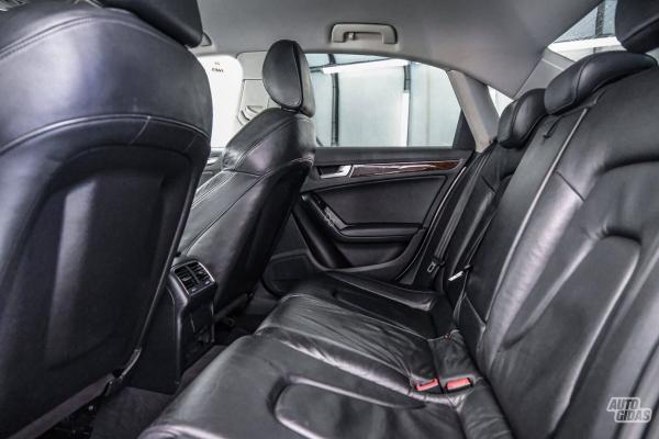 Audi A4 2008 in Kaunas, with an engine capacity of 2.70 L and mileage of 286 thousand km for 5890 €, photo 9 on AUTOMOTO.COM.LV
