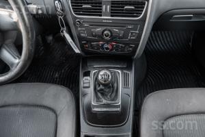 Audi A4 2008 Rīga, ar dzinēja tilpumu 1.80 L un nobraukumu 244 tūkst. km par 2400 €, foto 9 vietnē AUTOMOTO.COM.LV