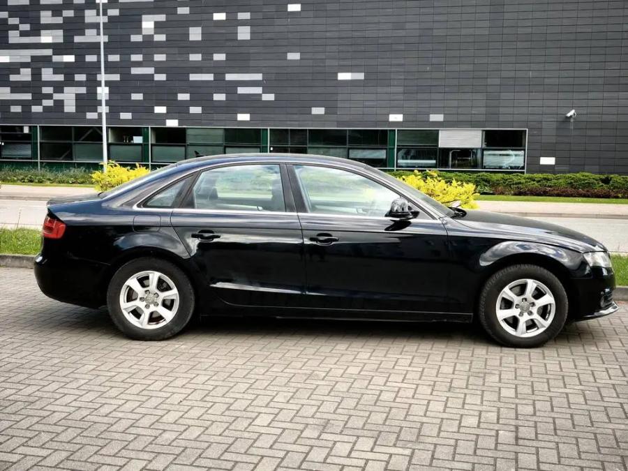 Audi A4 2008 in Jelgava, with an engine capacity of 2.00 L and mileage of 242 thousand km for 5990 €, photo 9 on AUTOMOTO.COM.LV