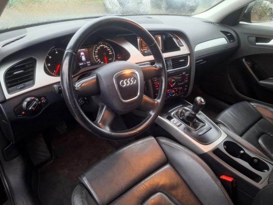 Audi A4 2008 in Riga, with an engine capacity of 2.00 L and mileage of 308 thousand km for 6300 €, photo 13 on AUTOMOTO.COM.LV